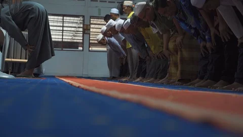 Muslim Pray Stock Videos – Royalty-Free HD & 4K Videos | Pond5