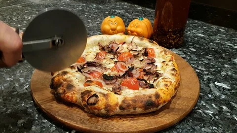 Neapolitan pizza with stuffed edge! | Stock Video | Pond5