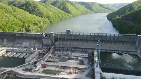 New River's Bluestone Dam exposing mount... | Stock Video | Pond5