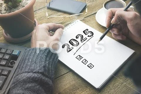 New year resolutions 2025 on desk. 2025 goals list Stock Photo #293134680
