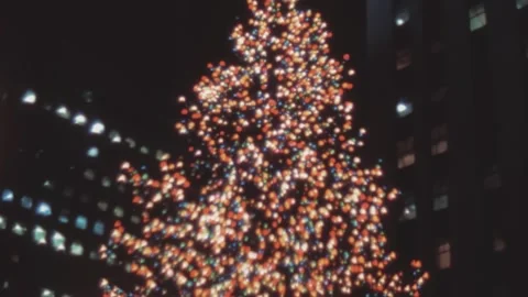 New York - 1976: The iconic Christmas tr... | Stock Video | Pond5
