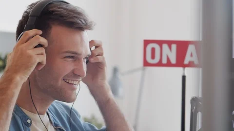 News Starting Music Stock Videos – Royalty-Free HD & 4K Videos | Pond5