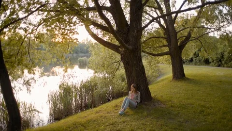 Big Letter L Stock Videos – Royalty-Free HD & 4K Videos | Pond5