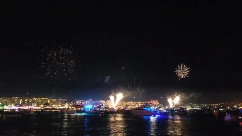 Seen Night Stock Videos – Royalty-Free HD & 4K Videos | Pond5