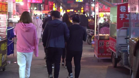 Chinese Pedder Stock Videos – Royalty-Free HD & 4K Videos | Pond5