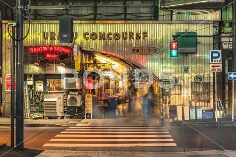Photograph: Night view of the Yurakucho Concourse underpass under the ...