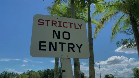 NO ENTRY SIGN - 4K | Stock Video | Pond5