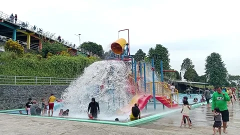 normal spilled water in a large bucket i... | Stock Video | Pond5