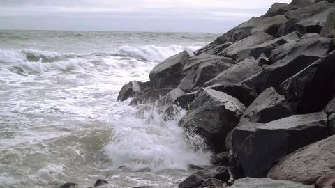 Crash From Up Stock Videos – Royalty-Free HD & 4K Videos