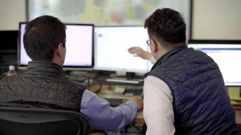 Office Building Workers 4K 24FPS | Stock Video | Pond5