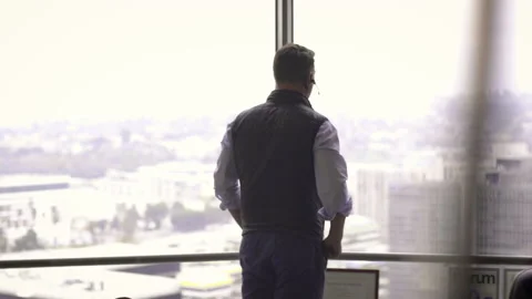 Office Building Workers 4K 24FPS | Stock Video | Pond5