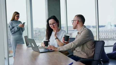 Office employees continue work during lu... | Stock Video | Pond5