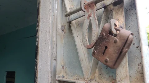 Vintage Door Locks Stock Videos – Royalty-Free HD & 4K Videos | Pond5