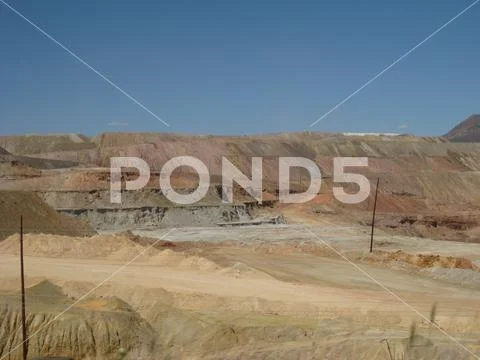 Photograph: Open Pit Mining for Copper in Arizona #221201442