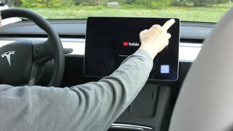 Opening Youtube Stock Videos – Royalty-Free HD & 4K Videos