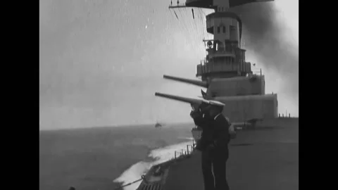 PACIFIC OCEAN - 1920s - 8-inch turret gu... | Stock Video | Pond5