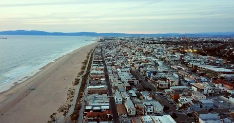 Pan Right to Left: The City and Manhatta... | Stock Video | Pond5