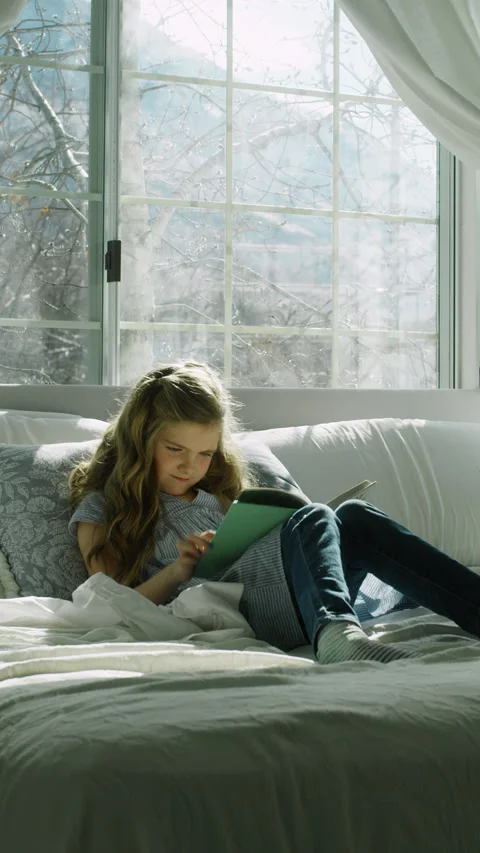 Bay Girl Bed Stock Videos – Royalty-Free HD & 4K Videos | Pond5