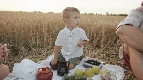 Father Daughter Son Stock Videos – Royalty-Free HD & 4K Videos