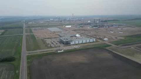 Fractionation Stock Footage ~ Royalty Free Stock Videos | Pond5