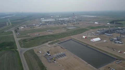 Fractionation Stock Footage ~ Royalty Free Stock Videos | Pond5