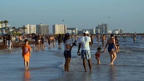 60 People Stock Videos – Royalty-Free HD & 4K Videos