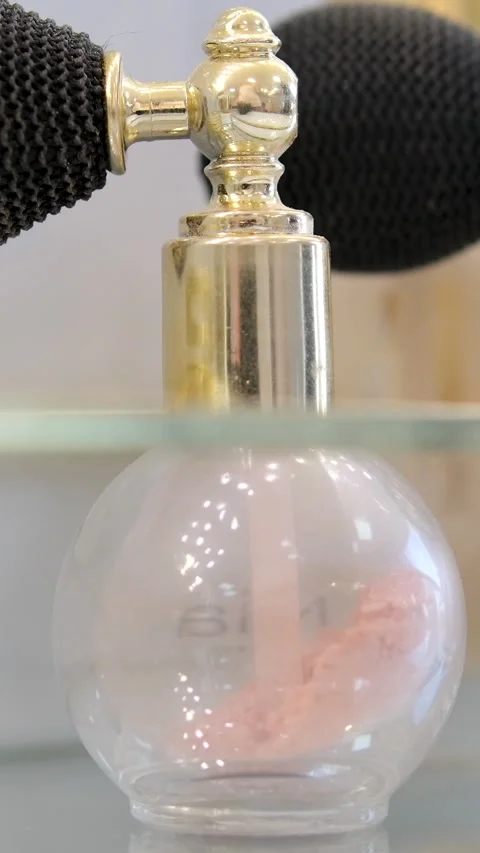 Luxury Golden Toilet Stock Videos – Royalty-Free HD & 4K Videos | Pond5