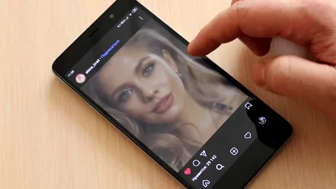 Video Fashion H Stock Videos – Royalty-Free HD & 4K Videos | Pond5