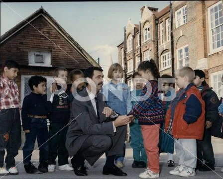 Peter Rees Headmaster At Park Ward School Chelsea Who Suffers With ...