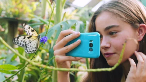 Zoho Social Stock Videos – Royalty-Free HD & 4K Videos