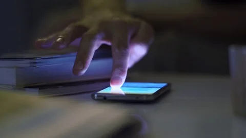 Notification Stock Videos – Royalty-Free HD & 4K Videos | Pond5