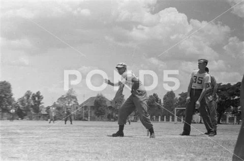 Photo collection Service for army contacts Indonesia. DLC Officer ...