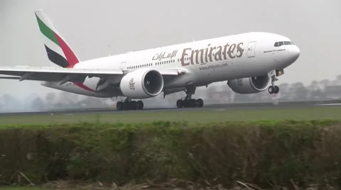 Emirates Plane Stock Videos – Royalty-Free HD & 4K Videos