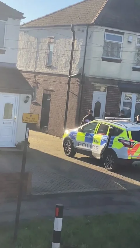 Police Break Down Door as Suspect Jumps ... | Stock Video | Pond5