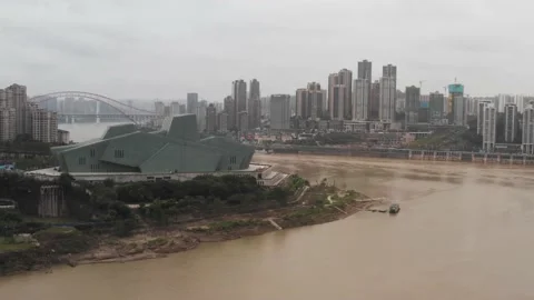 Polluted Yangtze river flowing downtown ... | Stock Video | Pond5