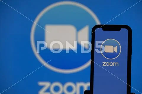 Popular Zoom video conference app icon on a mobile device Stock Photo ...