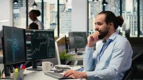 Portfolio Management Firms Stock Videos – Royalty-Free HD & 4K Videos