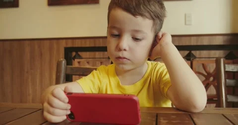 Mobile Phone Hum Stock Videos – Royalty-Free HD & 4K Videos