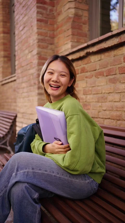 Student Campus\ Stock Videos – Royalty-Free HD & 4K Videos