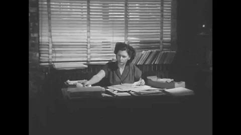 Mothers At Work Stock Videos – Royalty-Free HD & 4K Videos | Pond5