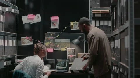 Private detectives checking crime scene ... | Stock Video | Pond5