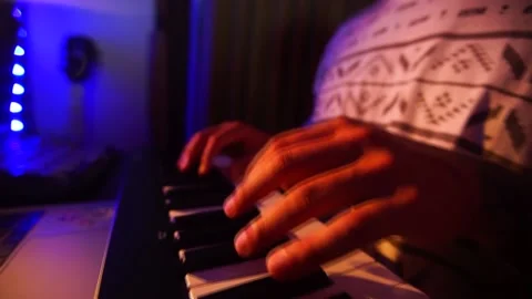 Msking Music Stock Videos – Royalty-Free HD & 4K Videos