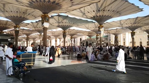 Prophet Muhammad pbuh mosque | Stock Video | Pond5