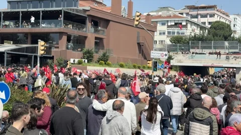 Protests Spread Stock Videos – Royalty-Free HD & 4K Videos | Pond5