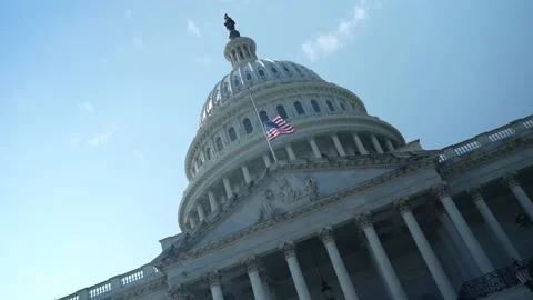 Push at angle into the US Capitol dome w... | Stock Video | Pond5