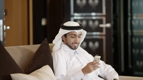 Qatari Thobe Stock Videos – Royalty-Free HD & 4K Videos | Pond5