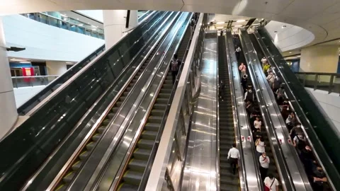 rapid movement of a crowd of people goin... | Stock Video | Pond5