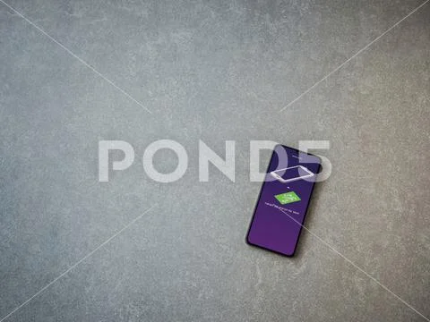 Rav Kav Online app launch screen with logo in hebrew text on the ...