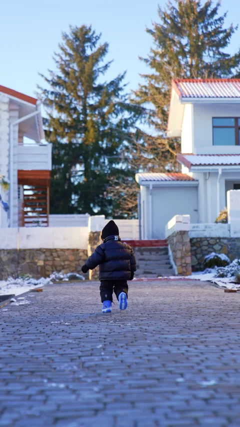 Winter Warm House Stock Videos – Royalty-Free HD & 4K Videos | Pond5