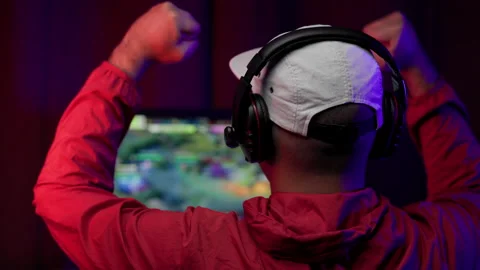 Play Game Video Stock Videos – Royalty-Free HD & 4K Videos | Pond5